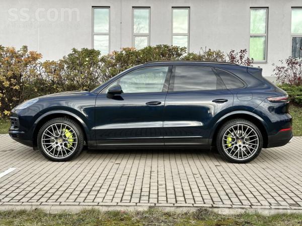 Zils Porsche Cayenne 2018 Rīga, ar dzinēja tilpumu 3.00 L un nobraukumu 170 tūkst. km par 52900 €, foto 4 vietnē AUTOMOTO.COM.LV