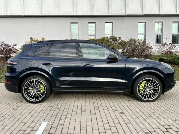 Zils Porsche Cayenne 2018 Rīga, ar dzinēja tilpumu 3.00 L un nobraukumu 170 tūkst. km par 52900 €, foto 6 vietnē AUTOMOTO.COM.LV