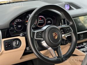 Blue Porsche Cayenne 2018 in Riga, with an engine capacity of 3.00 L and mileage of 170 thousand km for 52900 €, photo 12 on AUTOMOTO.COM.LV