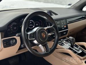 Blue Porsche Cayenne 2018 in Riga, with an engine capacity of 3.00 L and mileage of 170 thousand km for 52900 €, photo 16 on AUTOMOTO.COM.LV