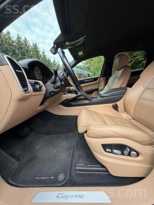 Zils Porsche Cayenne 2018 Rīga, ar dzinēja tilpumu 3.00 L un nobraukumu 148 tūkst. km par 38500 €, foto 5 vietnē AUTOMOTO.COM.LV