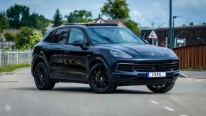 Zils Porsche Cayenne 2019 Marijampole, ar dzinēja tilpumu 3.00 L un nobraukumu 200 tūkst. km par 36777 €, foto 12 vietnē AUTOMOTO.COM.LV