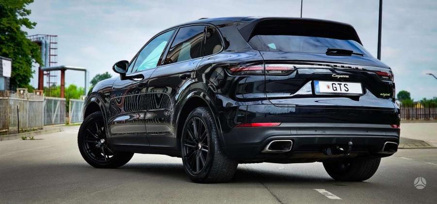 Zils Porsche Cayenne 2019 Marijampole, ar dzinēja tilpumu 3.00 L un nobraukumu 200 tūkst. km par 36777 €, foto 23 vietnē AUTOMOTO.COM.LV