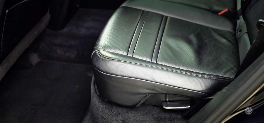 Zils Porsche Cayenne 2019 Marijampole, ar dzinēja tilpumu 3.00 L un nobraukumu 200 tūkst. km par 36777 €, foto 35 vietnē AUTOMOTO.COM.LV