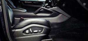 Zils Porsche Cayenne 2019 Marijampole, ar dzinēja tilpumu 3.00 L un nobraukumu 200 tūkst. km par 36777 €, foto 37 vietnē AUTOMOTO.COM.LV