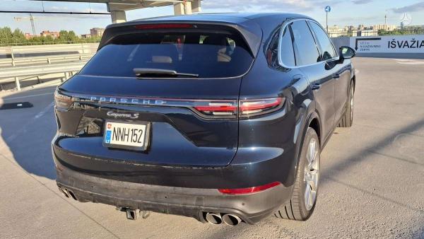 Zils Porsche Cayenne 2019 Viļņa, ar dzinēja tilpumu 2.89 L un nobraukumu 94 tūkst. km par 46900 €, foto 7 vietnē AUTOMOTO.COM.LV