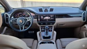 Zils Porsche Cayenne 2019 Viļņa, ar dzinēja tilpumu 2.89 L un nobraukumu 94 tūkst. km par 46900 €, foto 19 vietnē AUTOMOTO.COM.LV
