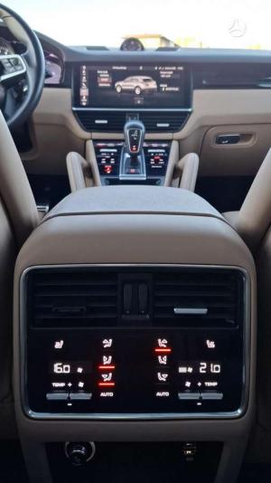 Zils Porsche Cayenne 2019 Viļņa, ar dzinēja tilpumu 2.89 L un nobraukumu 94 tūkst. km par 46900 €, foto 21 vietnē AUTOMOTO.COM.LV