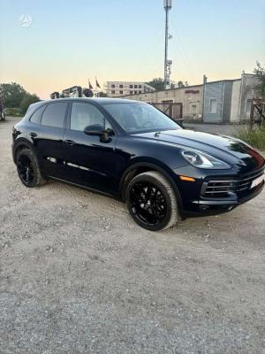 Zils Porsche Cayenne 2019 Klaipėda, ar dzinēja tilpumu 3.00 L un nobraukumu 228 tūkst. km par 19999 €, foto 4 vietnē AUTOMOTO.COM.LV