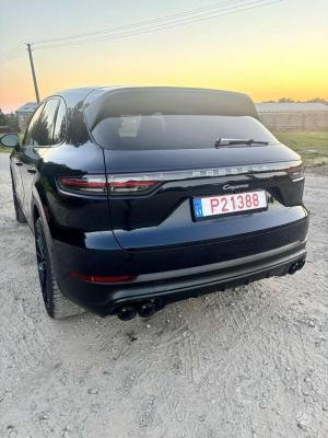 Zils Porsche Cayenne 2019 Klaipėda, ar dzinēja tilpumu 3.00 L un nobraukumu 228 tūkst. km par 19999 €, foto 6 vietnē AUTOMOTO.COM.LV