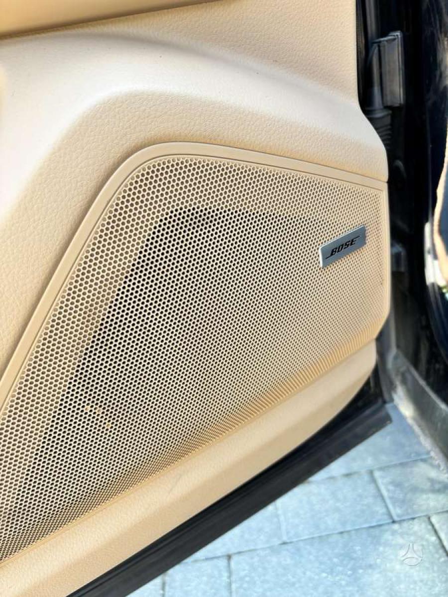 Zils Porsche Cayenne 2019 Klaipėda, ar dzinēja tilpumu 3.00 L un nobraukumu 228 tūkst. km par 19999 €, foto 15 vietnē AUTOMOTO.COM.LV