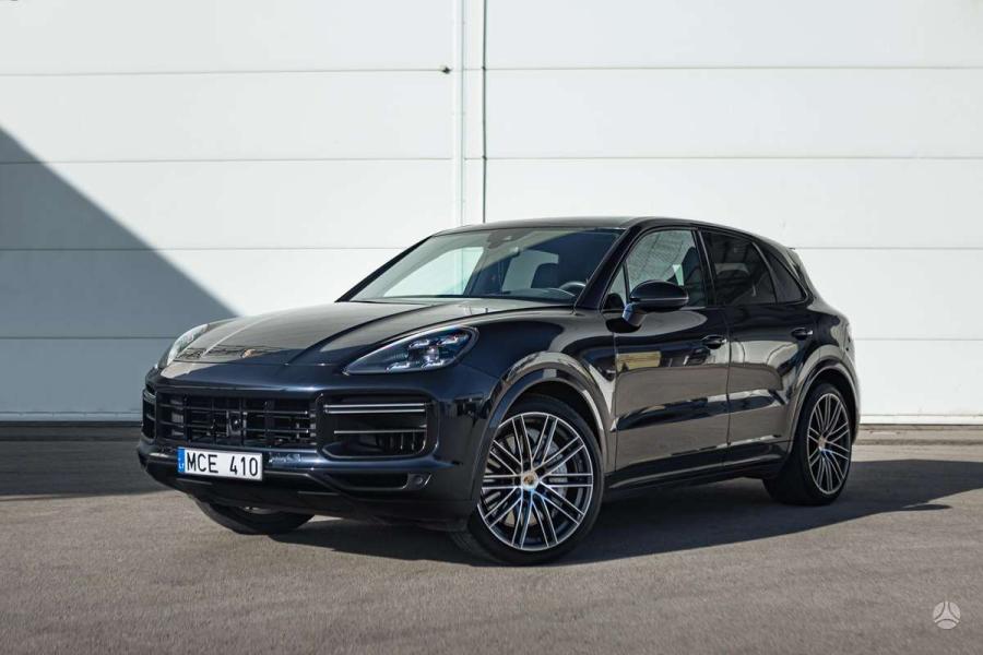 Blue Porsche Cayenne 2019 in Klaipeda, with an engine capacity of 4.00 L and mileage of 118 thousand km for 44337 €, photo 6 on AUTOMOTO.COM.LV