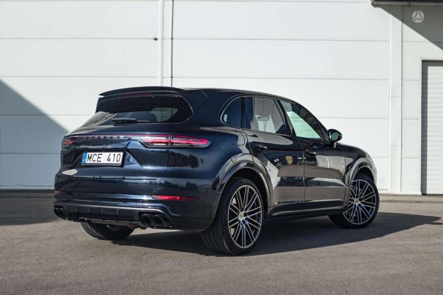 Blue Porsche Cayenne 2019 in Klaipeda, with an engine capacity of 4.00 L and mileage of 118 thousand km for 44337 €, photo 8 on AUTOMOTO.COM.LV