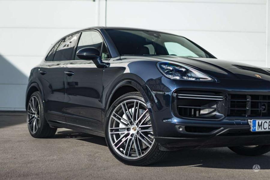 Blue Porsche Cayenne 2019 in Klaipeda, with an engine capacity of 4.00 L and mileage of 118 thousand km for 44337 €, photo 9 on AUTOMOTO.COM.LV