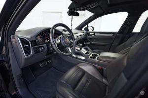 Blue Porsche Cayenne 2019 in Klaipeda, with an engine capacity of 4.00 L and mileage of 118 thousand km for 44337 €, photo 13 on AUTOMOTO.COM.LV