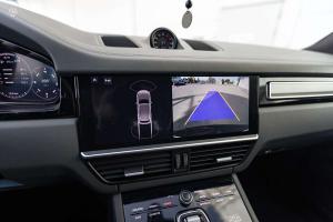 Blue Porsche Cayenne 2019 in Klaipeda, with an engine capacity of 4.00 L and mileage of 118 thousand km for 44337 €, photo 15 on AUTOMOTO.COM.LV