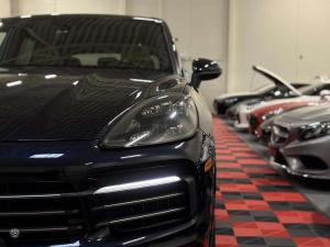 Blue Porsche Cayenne 2019 in Vilnius, with an engine capacity of 2.89 L and mileage of 94 thousand km for 47990 €, photo 8 on AUTOMOTO.COM.LV