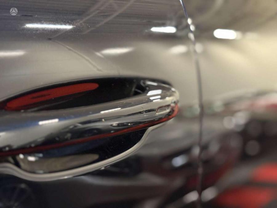 Blue Porsche Cayenne 2019 in Vilnius, with an engine capacity of 2.89 L and mileage of 94 thousand km for 47990 €, photo 11 on AUTOMOTO.COM.LV