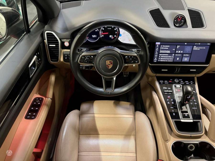 Blue Porsche Cayenne 2019 in Vilnius, with an engine capacity of 2.89 L and mileage of 94 thousand km for 47990 €, photo 22 on AUTOMOTO.COM.LV