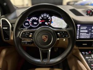 Blue Porsche Cayenne 2019 in Vilnius, with an engine capacity of 2.89 L and mileage of 94 thousand km for 47990 €, photo 23 on AUTOMOTO.COM.LV