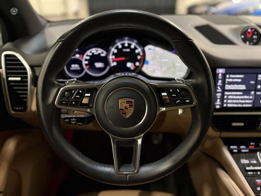 Blue Porsche Cayenne 2019 in Vilnius, with an engine capacity of 2.89 L and mileage of 94 thousand km for 47990 €, photo 23 on AUTOMOTO.COM.LV