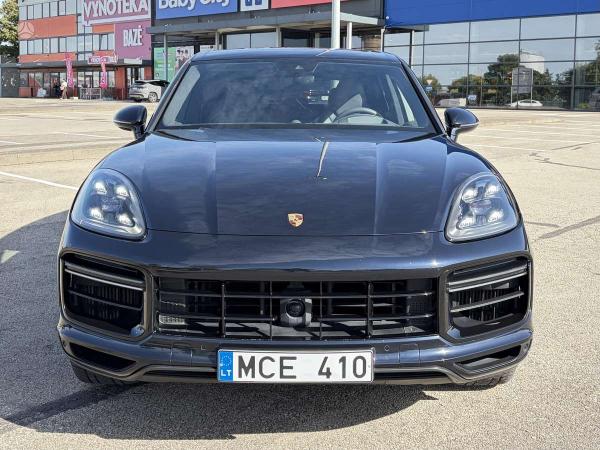 Blue Porsche Cayenne 2019 in Klaipeda, with an engine capacity of 4.00 L and mileage of 119 thousand km for 47900 €, photo 11 on AUTOMOTO.COM.LV