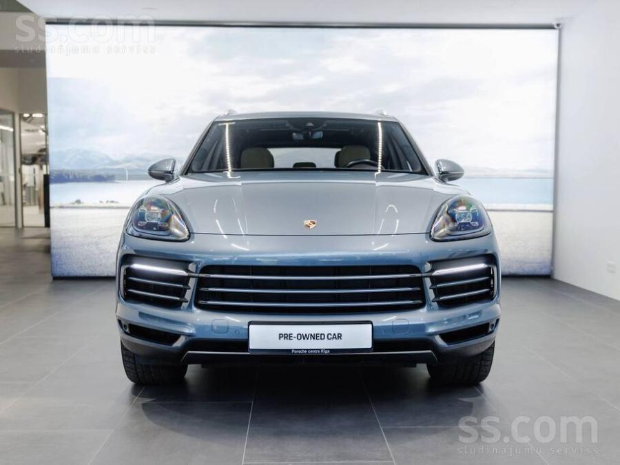Blue Porsche Cayenne 2019 in Riga, with an engine capacity of 3.00 L and mileage of 92 thousand km for 39000 €, photo 8 on AUTOMOTO.COM.LV