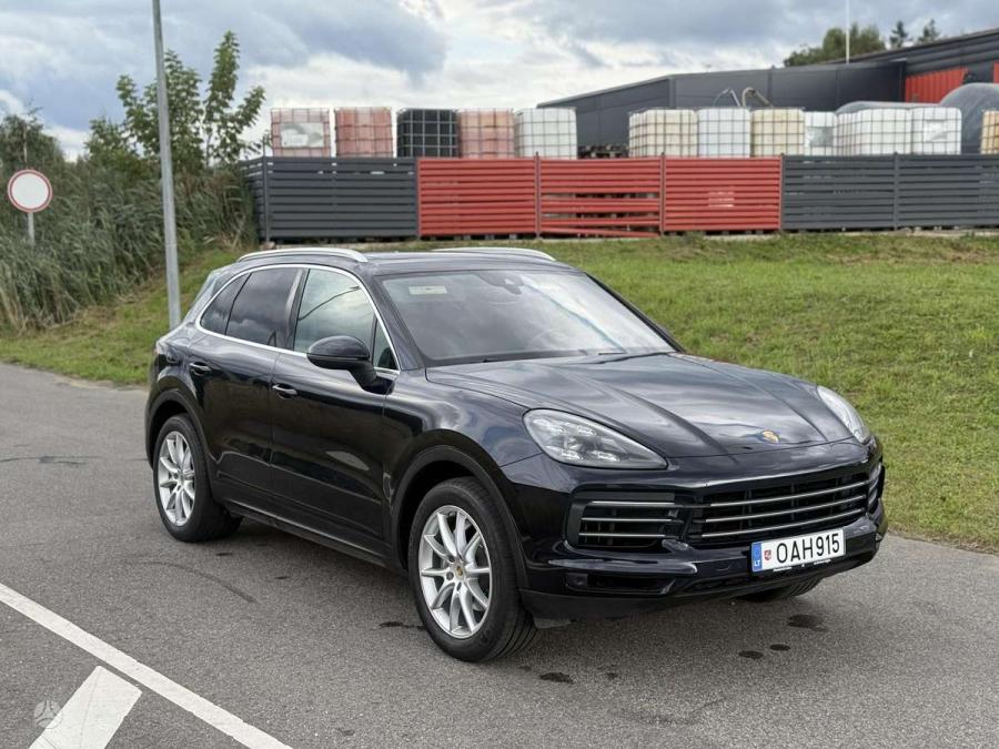 Zils Porsche Cayenne 2020 Kauņa, ar dzinēja tilpumu 3.00 L un nobraukumu 107 tūkst. km par 32500 €, foto 4 vietnē AUTOMOTO.COM.LV