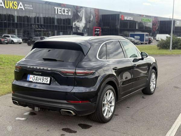 Zils Porsche Cayenne 2020 Kauņa, ar dzinēja tilpumu 3.00 L un nobraukumu 107 tūkst. km par 32500 €, foto 5 vietnē AUTOMOTO.COM.LV
