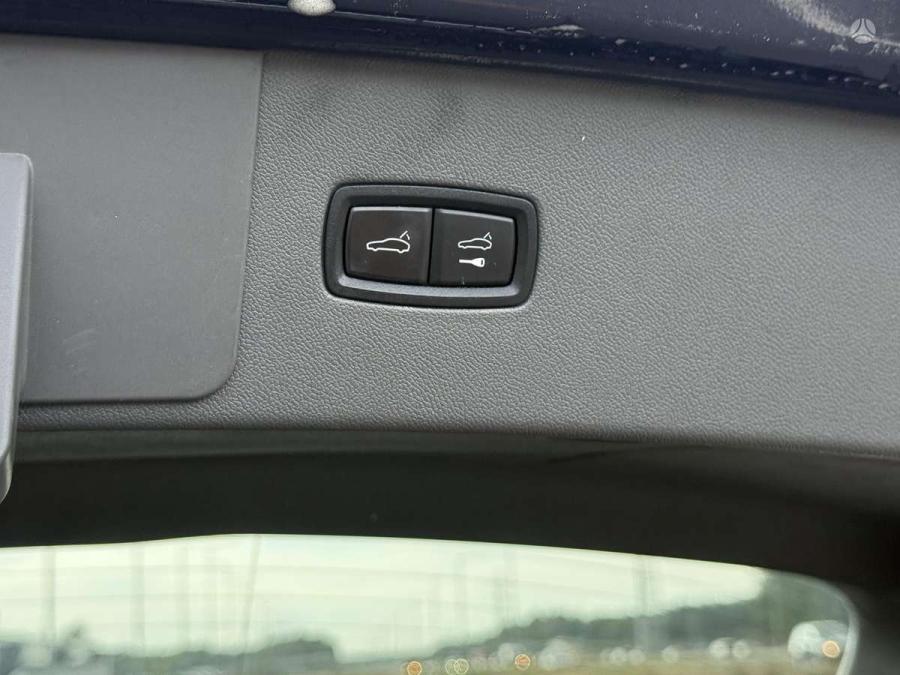 Zils Porsche Cayenne 2020 Kauņa, ar dzinēja tilpumu 3.00 L un nobraukumu 107 tūkst. km par 32500 €, foto 18 vietnē AUTOMOTO.COM.LV