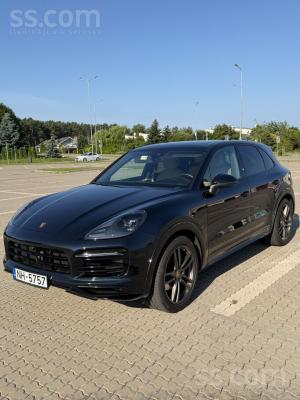 Zils Porsche Cayenne 2022 Rīga, ar dzinēja tilpumu 3.00 L un nobraukumu 40 tūkst. km par 73500 €, foto 3 vietnē AUTOMOTO.COM.LV