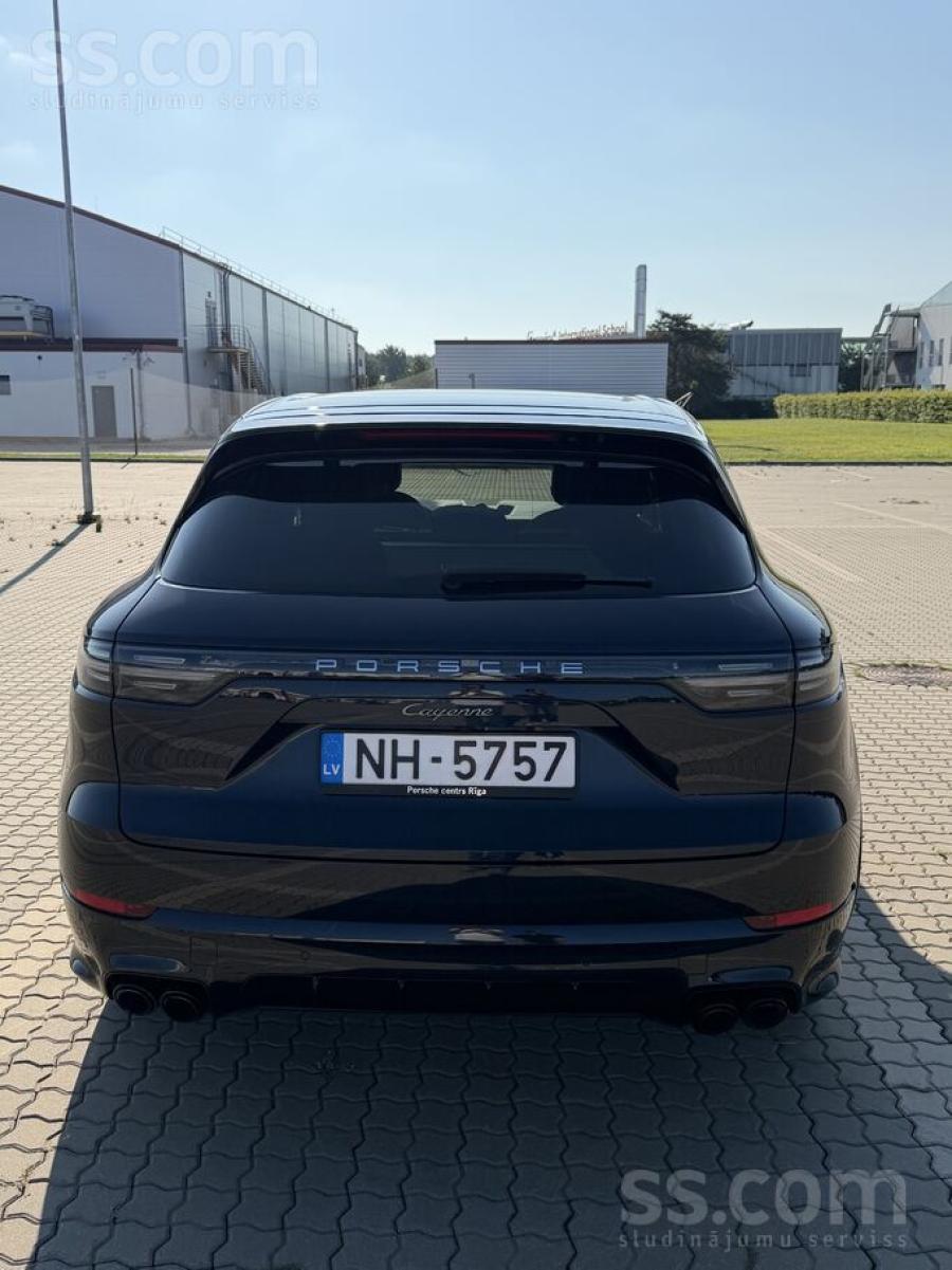 Zils Porsche Cayenne 2022 Rīga, ar dzinēja tilpumu 3.00 L un nobraukumu 40 tūkst. km par 73500 €, foto 6 vietnē AUTOMOTO.COM.LV