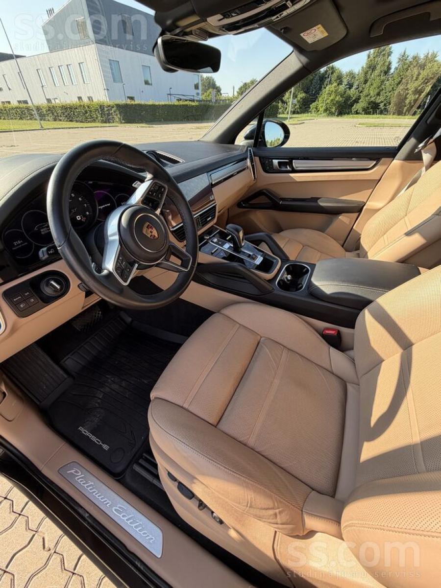 Zils Porsche Cayenne 2022 Rīga, ar dzinēja tilpumu 3.00 L un nobraukumu 40 tūkst. km par 73500 €, foto 9 vietnē AUTOMOTO.COM.LV