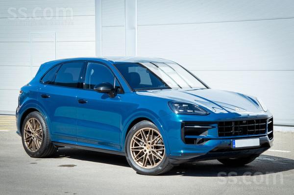 Синий Порше Каен 2023 в Рига, объемом двигателя 3.00 л и пробегом 63 тыс. км за 80000 €, фото 2 на AUTOMOTO.COM.LV