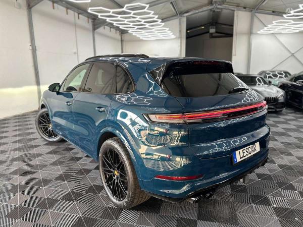 Zils Porsche Cayenne 2024 Viļņa, ar dzinēja tilpumu 3.00 L un nobraukumu 27 tūkst. km par 81500 €, foto 4 vietnē AUTOMOTO.COM.LV