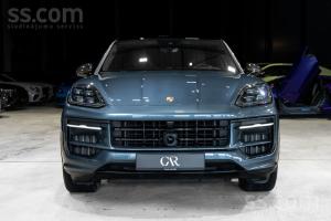 Blue Porsche Cayenne 2025 in Riga, with an engine capacity of 4.00 L and mileage of 6 thousand km for 147500 €, photo 3 on AUTOMOTO.COM.LV