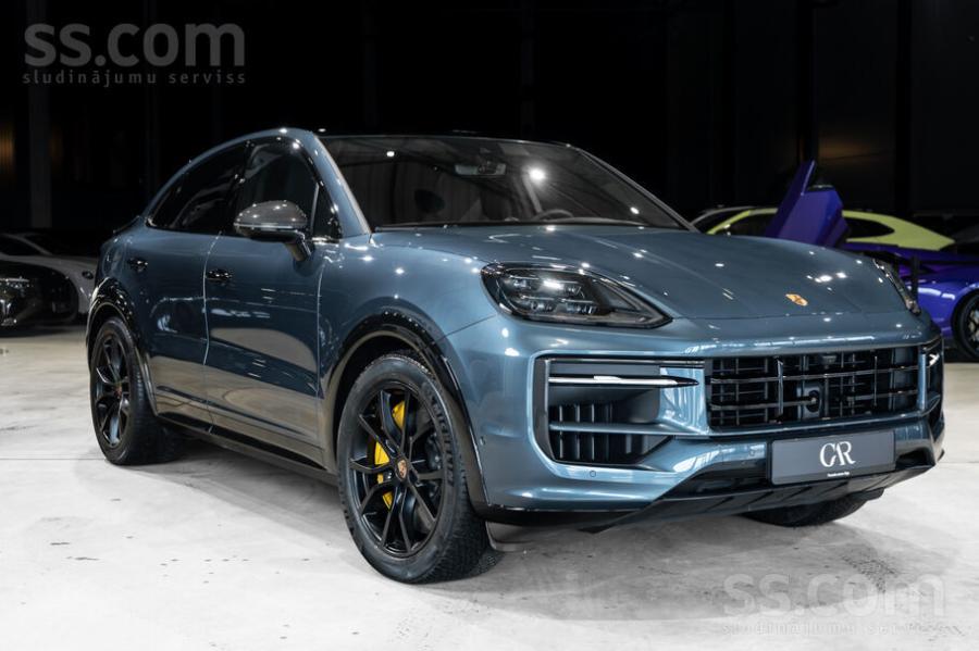 Blue Porsche Cayenne 2025 in Riga, with an engine capacity of 4.00 L and mileage of 6 thousand km for 147500 €, photo 4 on AUTOMOTO.COM.LV