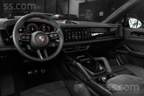 Blue Porsche Cayenne 2025 in Riga, with an engine capacity of 4.00 L and mileage of 6 thousand km for 147500 €, photo 10 on AUTOMOTO.COM.LV