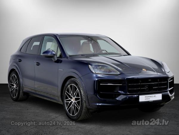 Zils Porsche Cayenne 2026 Tallina, ar dzinēja tilpumu 3.00 L un nobraukumu 4 tūkst. km par 143900 €, foto 3 vietnē AUTOMOTO.COM.LV