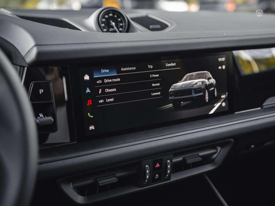 Zils Porsche Cayenne 2026 Viļņa, ar dzinēja tilpumu 3.00 L un nobraukumu 3 tūkst. km par 133809 €, foto 32 vietnē AUTOMOTO.COM.LV