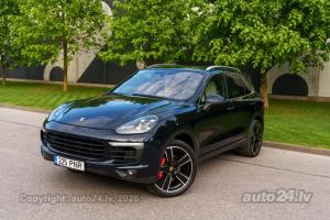 Blue Porsche Cayenne 2016 in Tallinn, with an engine capacity of 4.10 L and mileage of 184 thousand km for 34900 €, photo  on AUTOMOTO.COM.LV