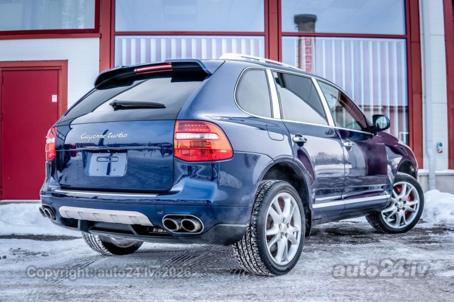 Blue Porsche Cayenne 2007 in Valga, with an engine capacity of 4.80 L and mileage of 102 thousand km for 14800 €, photo 12 on AUTOMOTO.COM.LV