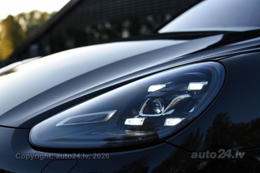 Zils Porsche Cayenne 2014 Pelva, ar dzinēja tilpumu 4.80 L un nobraukumu 230 tūkst. km par 25000 €, foto 7 vietnē AUTOMOTO.COM.LV