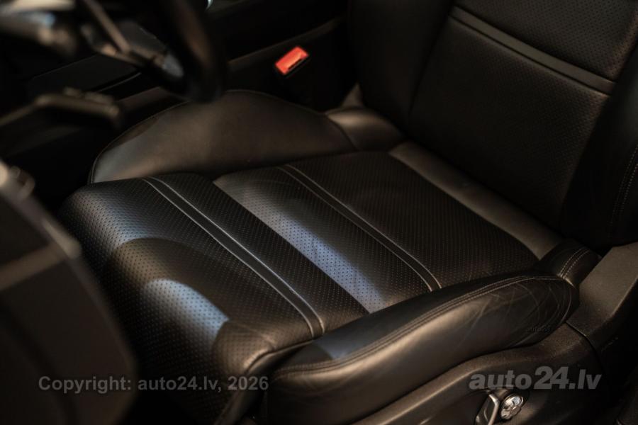 Brūns Porsche Cayenne 2019 Tallina, ar dzinēja tilpumu 3.00 L un nobraukumu 138 tūkst. km par 49899 €, foto 14 vietnē AUTOMOTO.COM.LV
