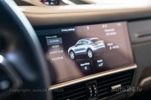 Brūns Porsche Cayenne 2019 Tallina, ar dzinēja tilpumu 3.00 L un nobraukumu 138 tūkst. km par 49899 €, foto 18 vietnē AUTOMOTO.COM.LV