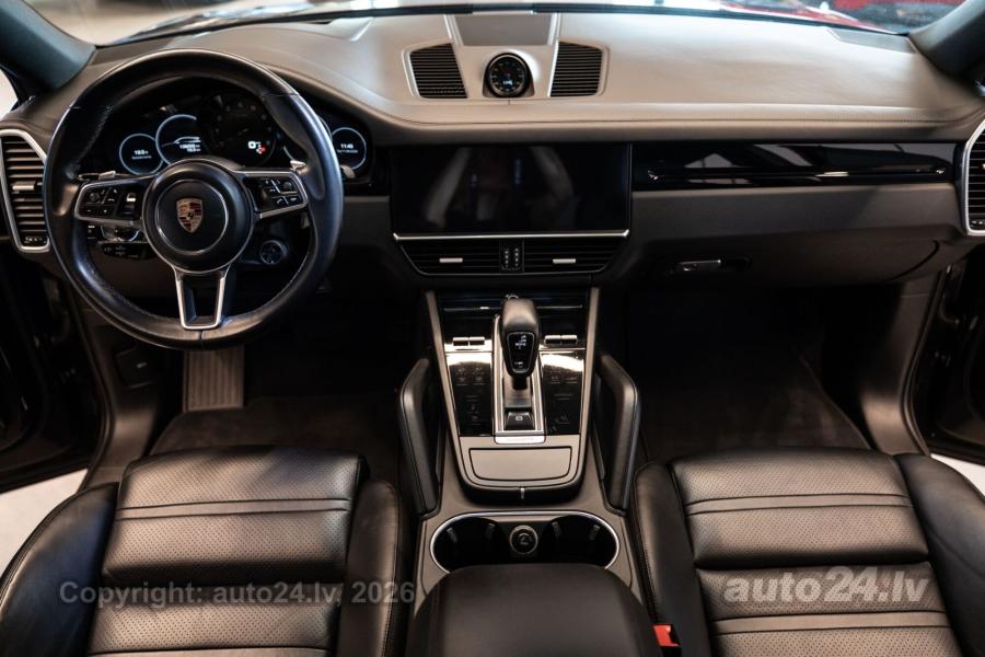 Brūns Porsche Cayenne 2019 Tallina, ar dzinēja tilpumu 3.00 L un nobraukumu 138 tūkst. km par 49899 €, foto 22 vietnē AUTOMOTO.COM.LV
