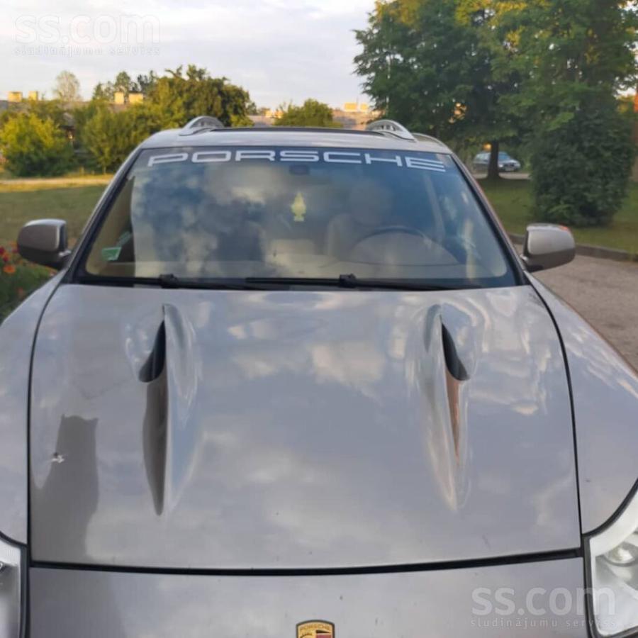 Brown Porsche Cayenne 2008 in Kuldiga, with an engine capacity of 4.80 L and mileage of 0 thousand km for 5650 €, photo 4 on AUTOMOTO.COM.LV