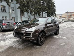 Brūns Porsche Cayenne 2009 Kauņa, ar dzinēja tilpumu 4.80 L un nobraukumu 223 tūkst. km par 8000 €, foto  vietnē AUTOMOTO.COM.LV