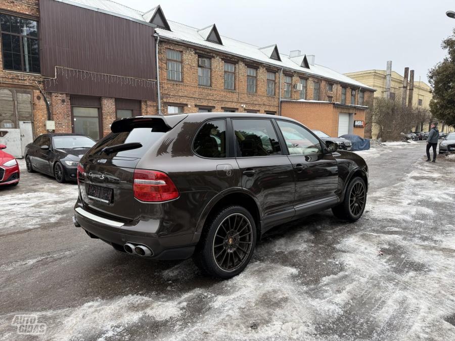 Brūns Porsche Cayenne 2009 Kauņa, ar dzinēja tilpumu 4.80 L un nobraukumu 223 tūkst. km par 8000 €, foto 5 vietnē AUTOMOTO.COM.LV