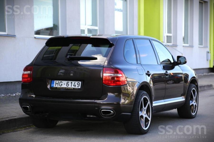Brown Porsche Cayenne 2009 in Riga, with an engine capacity of 3.60 L and mileage of 187 thousand km for 8995 €, photo 6 on AUTOMOTO.COM.LV